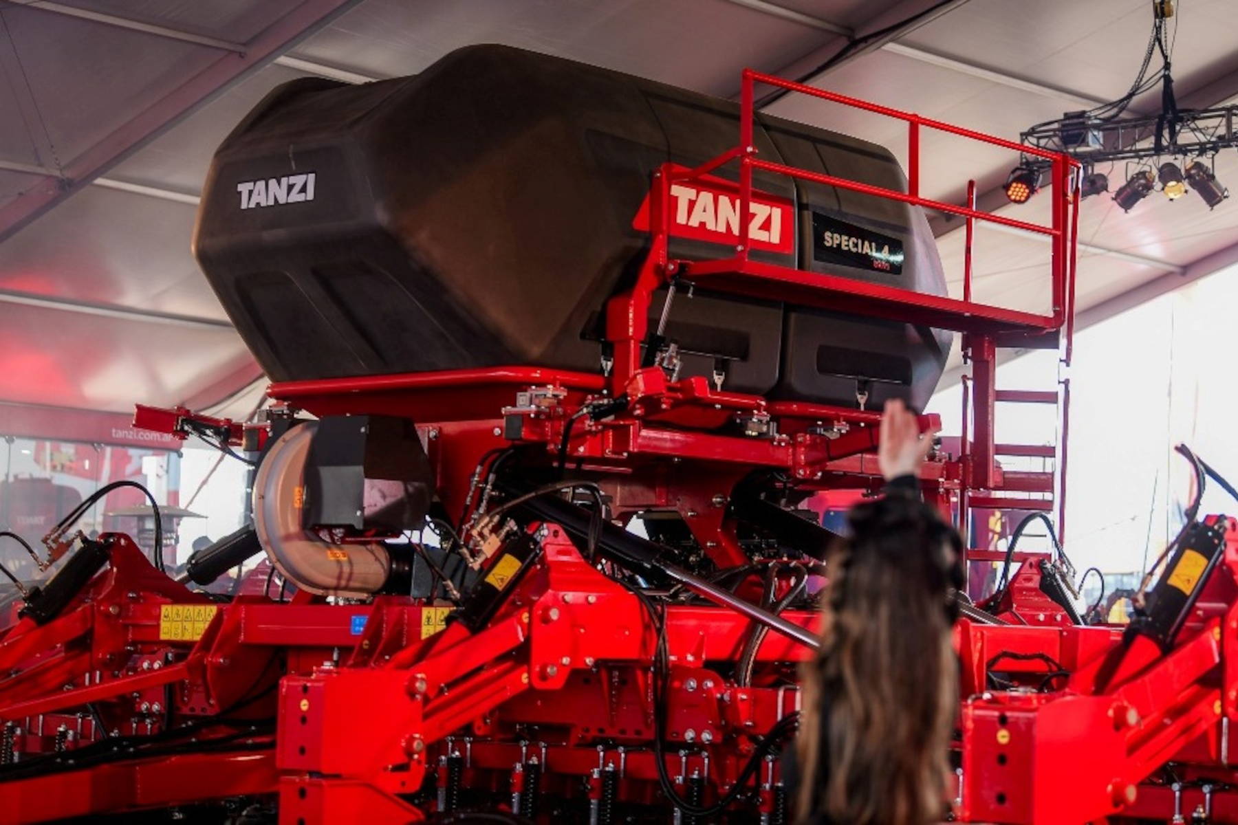 AgroActiva «edición BNA»: Tanzi democratiza la agricultura de precisión ...