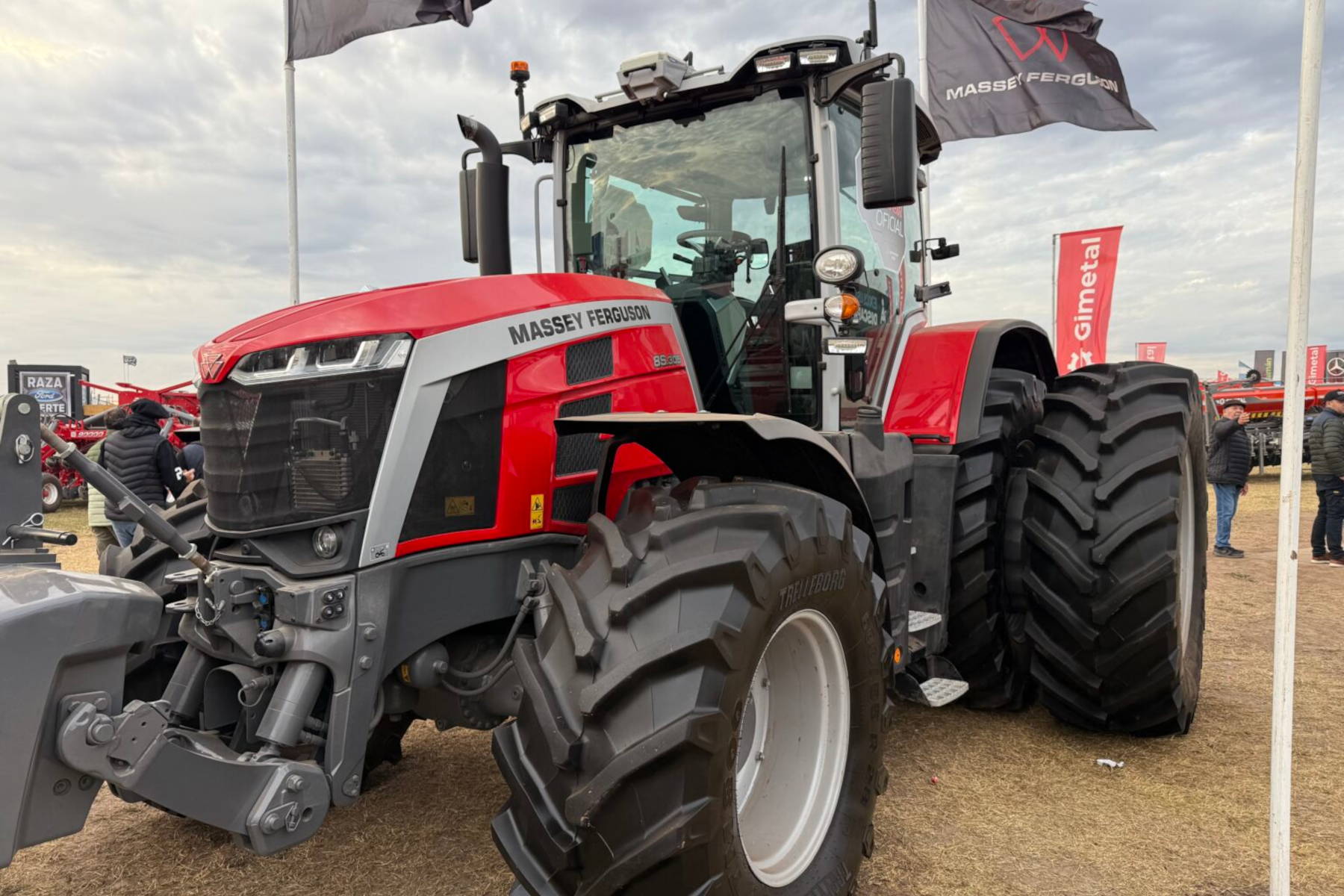 Agroactiva «edición BNA»: El Massey Ferguson 8S es el tractor oficial ...
